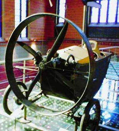 Marcel Leyat, l’inventeur de la voiture à hélice – Invention – Europe